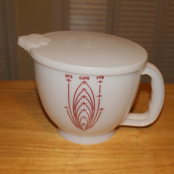 Tupperware | Kitchen | Vintage Tupperware White Measuring Cup With Flip ...